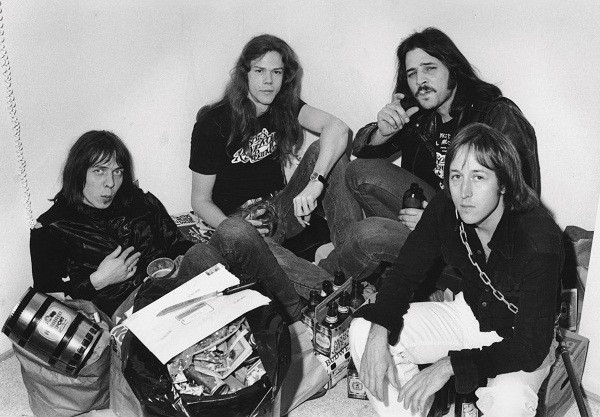 Sonic's Rendezvous Band – Party Lights (2020) | Track profile | Dork